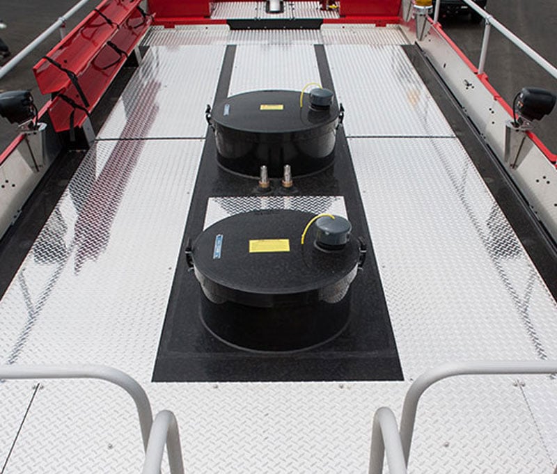 The Difference Between Municipal Fire Trucks and Airport Fire Trucks