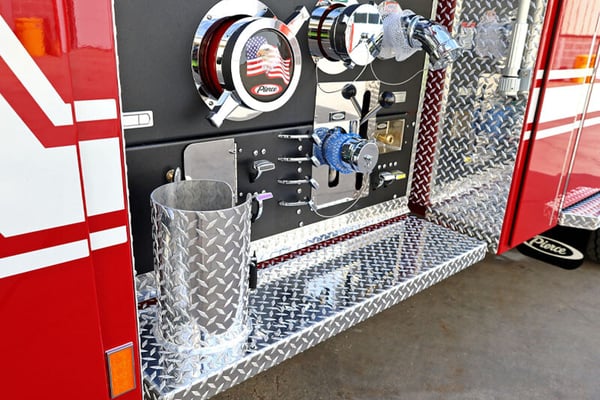 Wildland Fire Truck Case Study: WUI Engine Design to Match Changing ...
