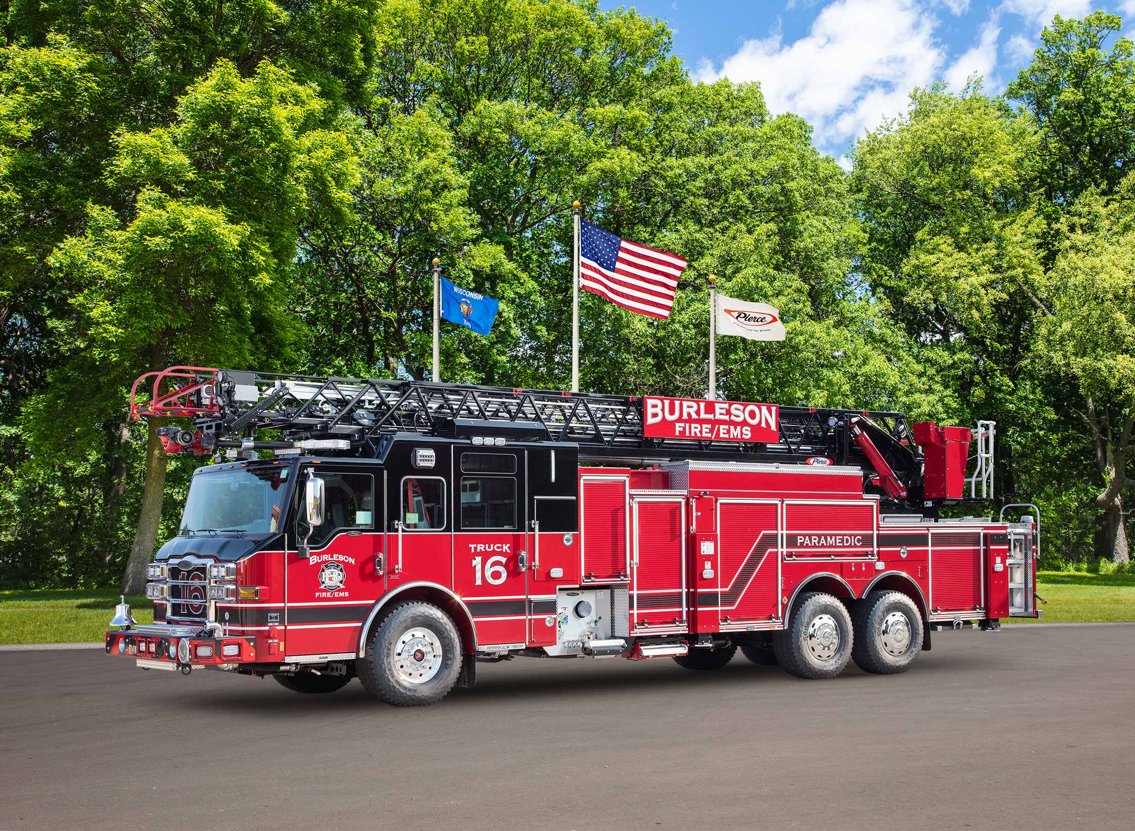 Ascendant® 107' Heavy-Duty Aerial Ladder | Pierce Mfg