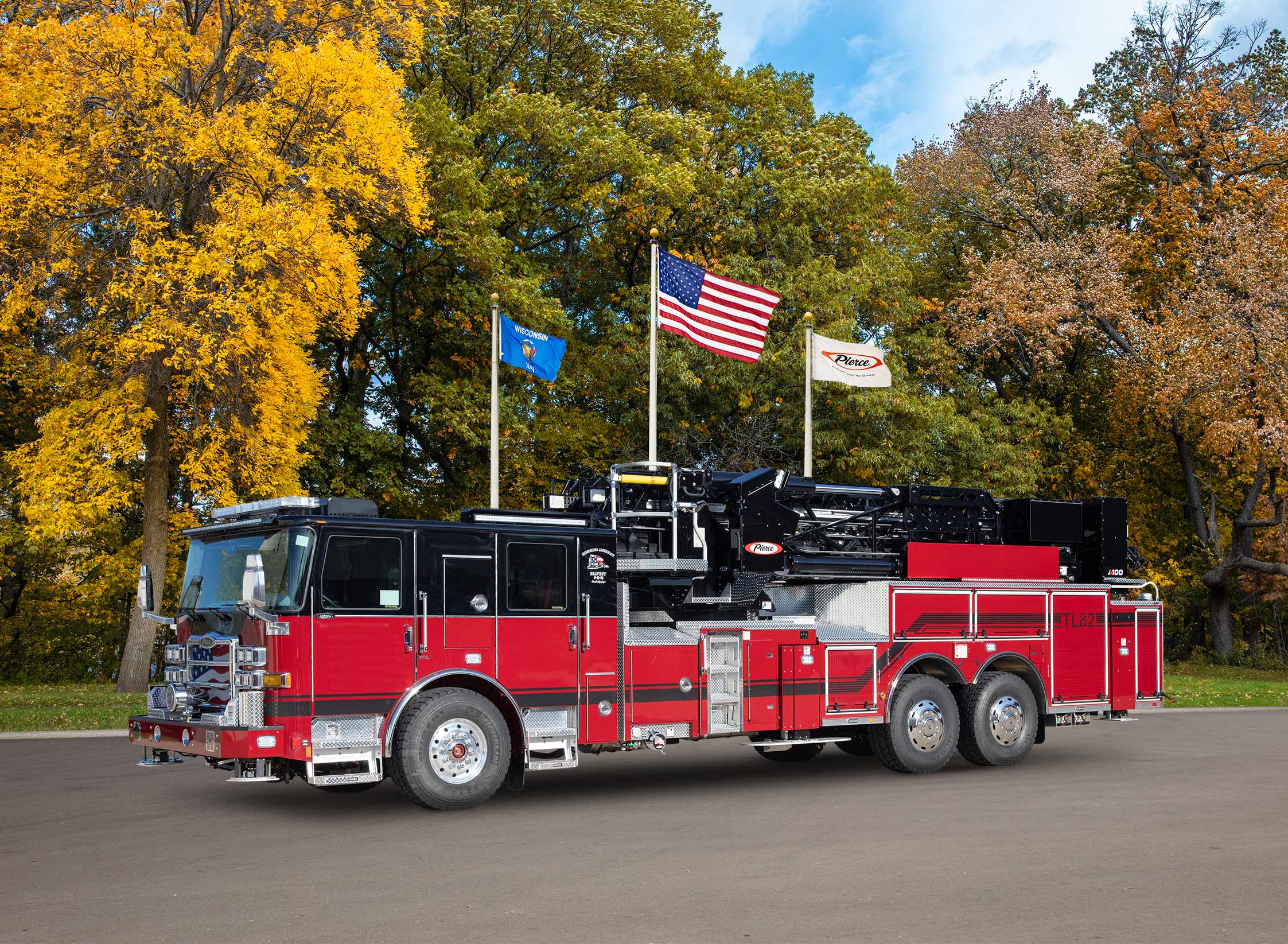 Ascendant® 100' Heavy-Duty Aerial Tower | Pierce Mfg