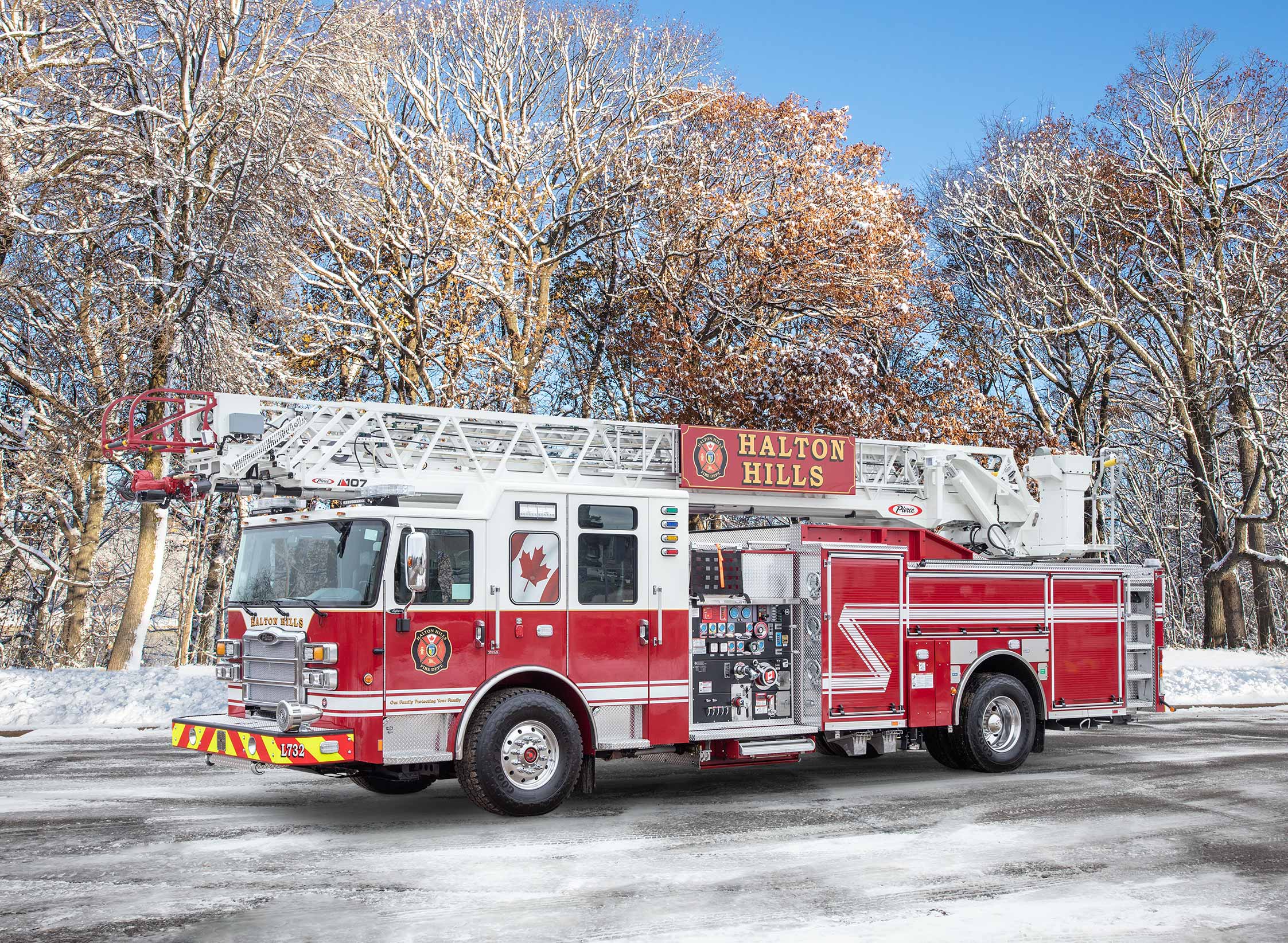 Ascendant® 107' Heavy-Duty Aerial Ladder | Pierce Mfg